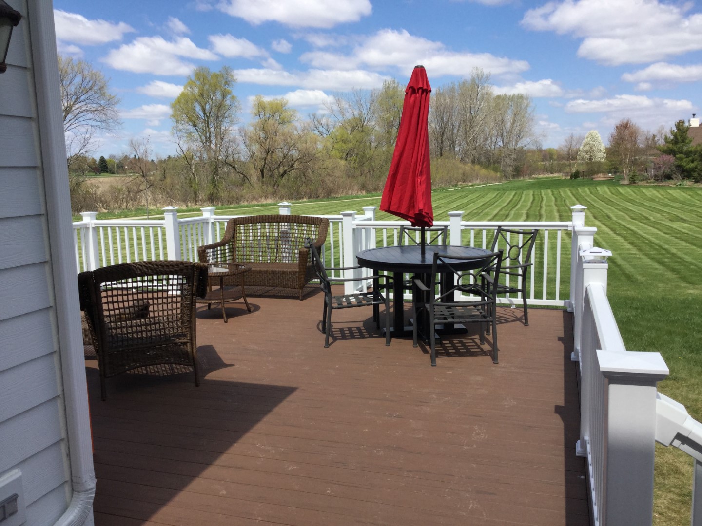 Professional Deck Builder & Carpentry Services Kane County Illinois - E.Ray Construction, LLC